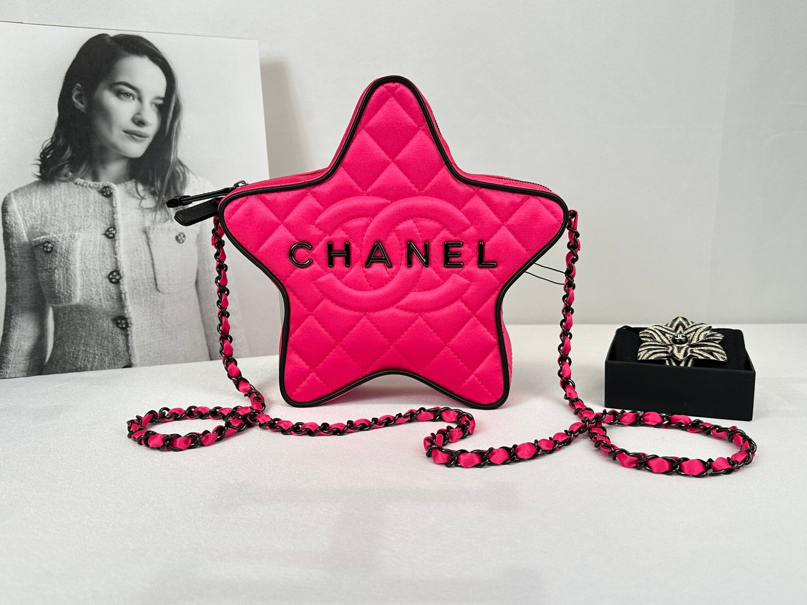 Chanel 24C Fuchsia Satin Walk of Fame Star Bag with Black Lacquered ...